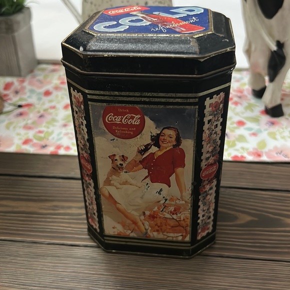Coca Cola | Accents | Vintage Cocacola Can | Poshmark